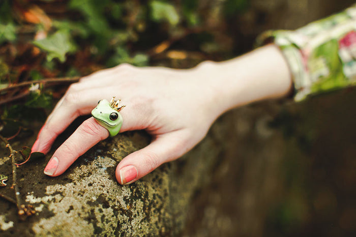 Frog Prince Ring | 9 Village